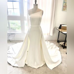 Sarah Seven | Dresses | Sarah Seven Wedding Dress With Custom ...